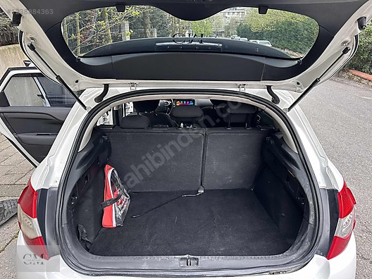 Citroen / C4 / 1.4 VTi / Attraction / CAN MOTOR'S DAN 12 AY TAKSİT ...