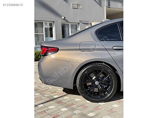 BMW / 5 Serisi / 520i / 50th Year M Edition / 2023/ALVİTE GREY/SHADOW ...