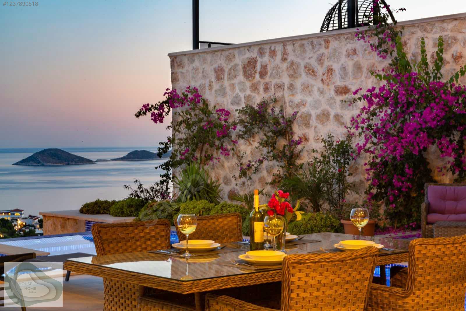 Kalkanda Eşi Benzeri Yok! Ultra Lüks Deniz Manzaralı Villa - Satılık ...