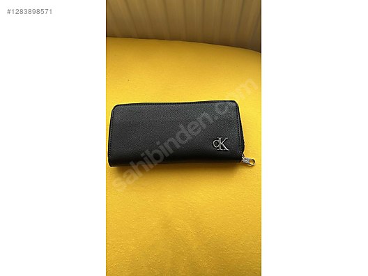 Calvin Klein sade ve şık - Calvin Klein El Çantası Modelleri sahibinden ...