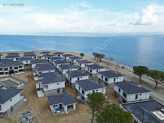 AVCI DAN 4 1 300M2 NET DEN ZE SIFIR V LLA K NC SIRA Sat l k Villa avci-dan-4-1-300m2-net-den-ze-sifir-v-lla-k-nc-sira-sat-l-k-villa