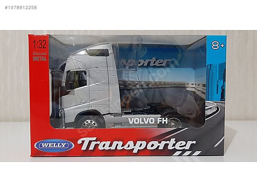 Welly Diecast Model 1:32 Volvo Çekici (TIR) Çeşitleri - 1078912258