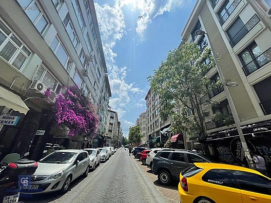 Moda caddesi yakınında yüksek kira getirili eşyalı yeni daire - Satılık ...