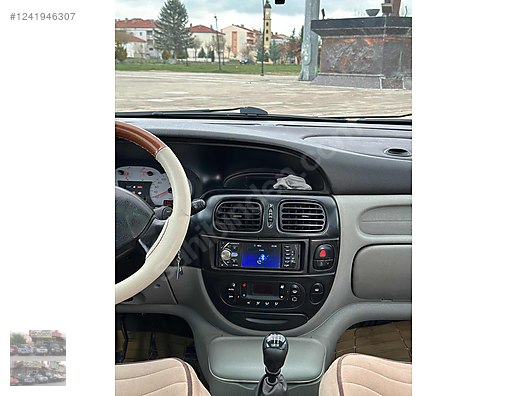 Renault / Scenic RX4 / 2.0 / Privilege / DINÇ'DEN HATASIZ BOYASIZ 270. ...