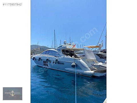 TC Bayrak | 2009 | Azimut 62S | İstanbul Yachting Sıfır Mağazadan ...