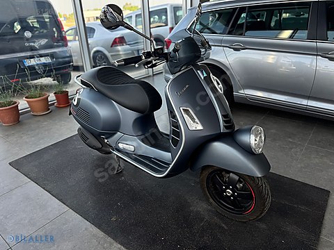 Vespa GTV 300 ie 2022 Model Scooter / Maxi Scooter Motor Motosiklet ...