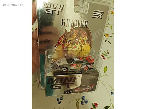 Mini GT Diecast Model 1:64 Nissan Araba - 1237967811