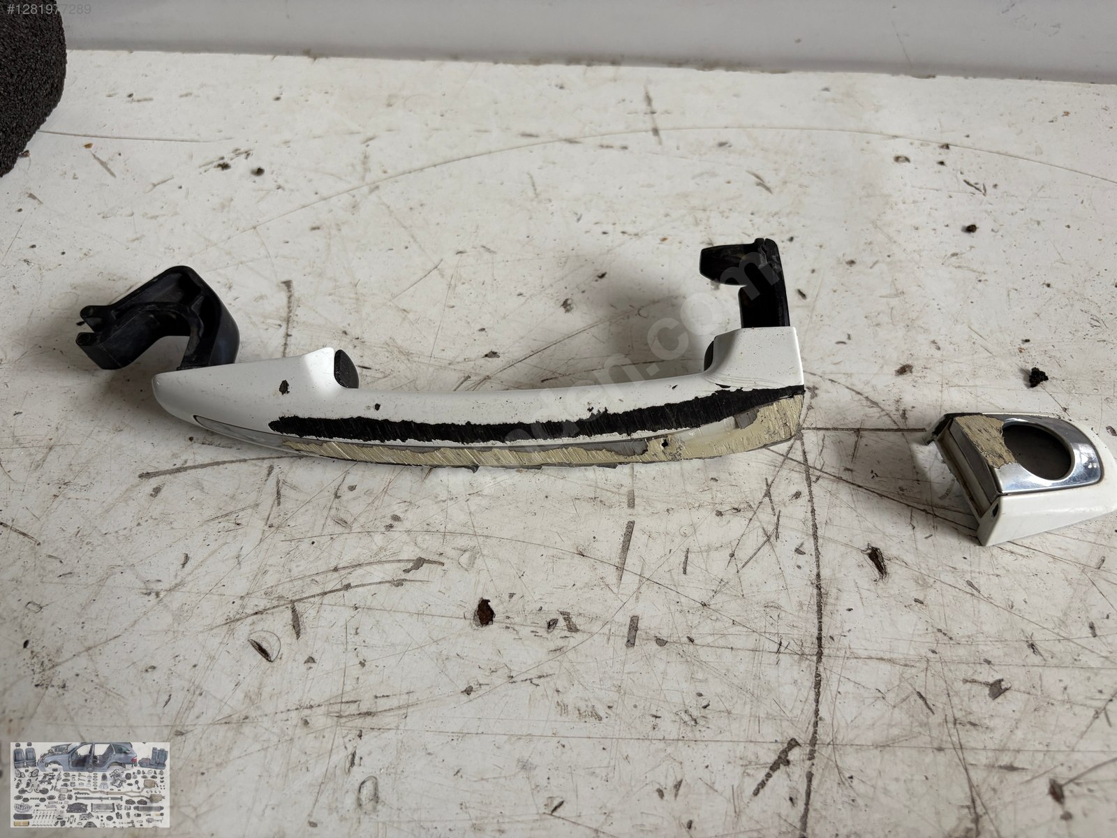 CİTROEN C5 - 2009 - 2015 SOL ÖN KAPI DIŞ KOL VE BADEMİ KİLİDİ - İlan ve ...