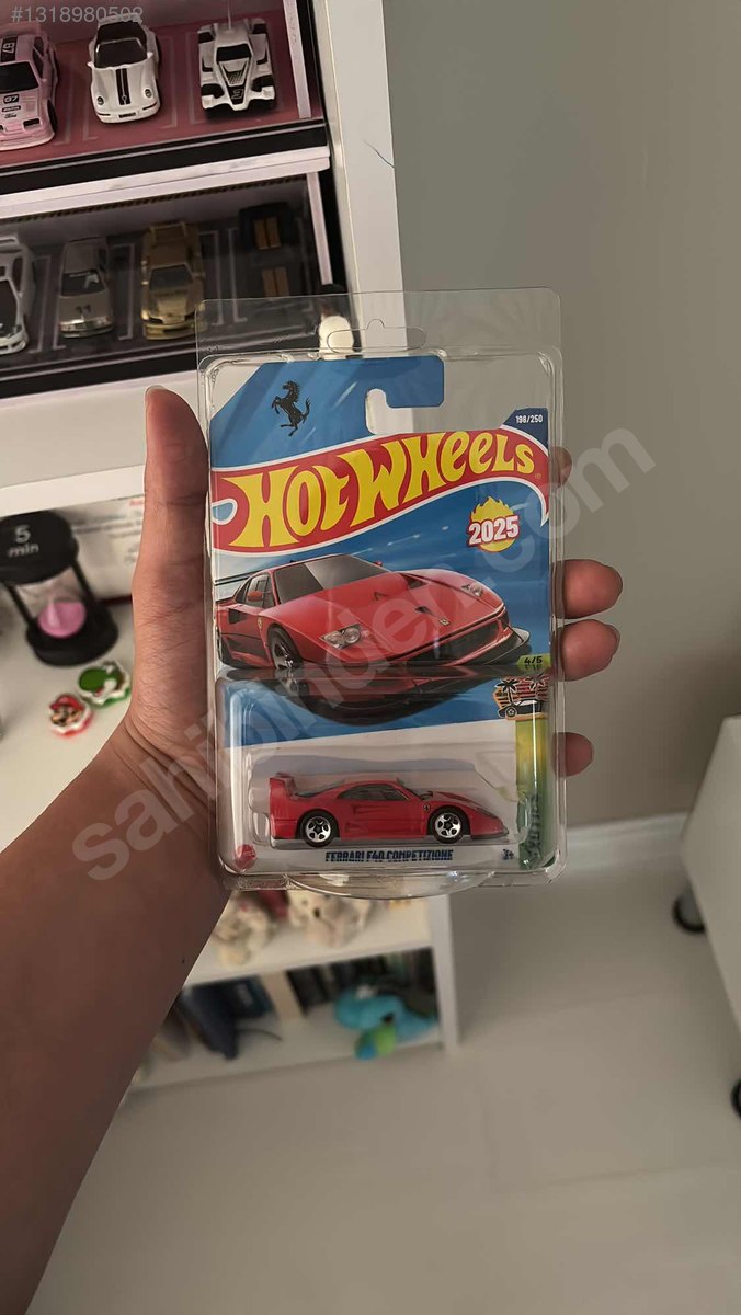Hot Wheels Diecast Model 1:64 Ferrari Araba - 1318980502