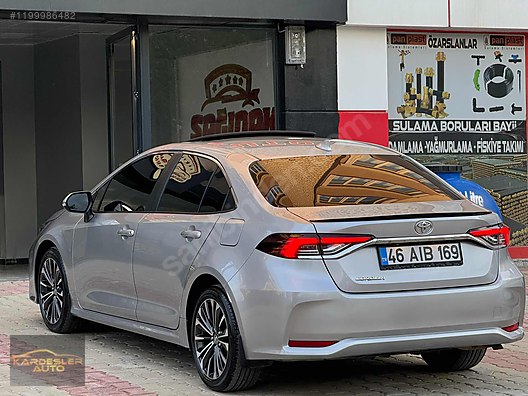 Toyota / Corolla / 1.5 / Flame X-Pack / SAĞINAK AUTO GÜVENCESİYLE 2023 ...