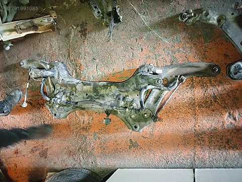 Otomobil & Arazi Aracı / Yürüyen & Direksiyon / İ20 HYUNDAİ 2022 ...