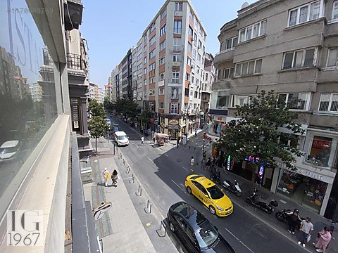 Ig 1967 Nişantaşı Rumeli Caddesi 3,5+1 180 m2 Büyük Cepheli Boş ...
