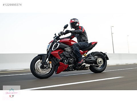Ducati Diavel V4 2024 Model Chopper / Cruiser Motor Motosiklet ...